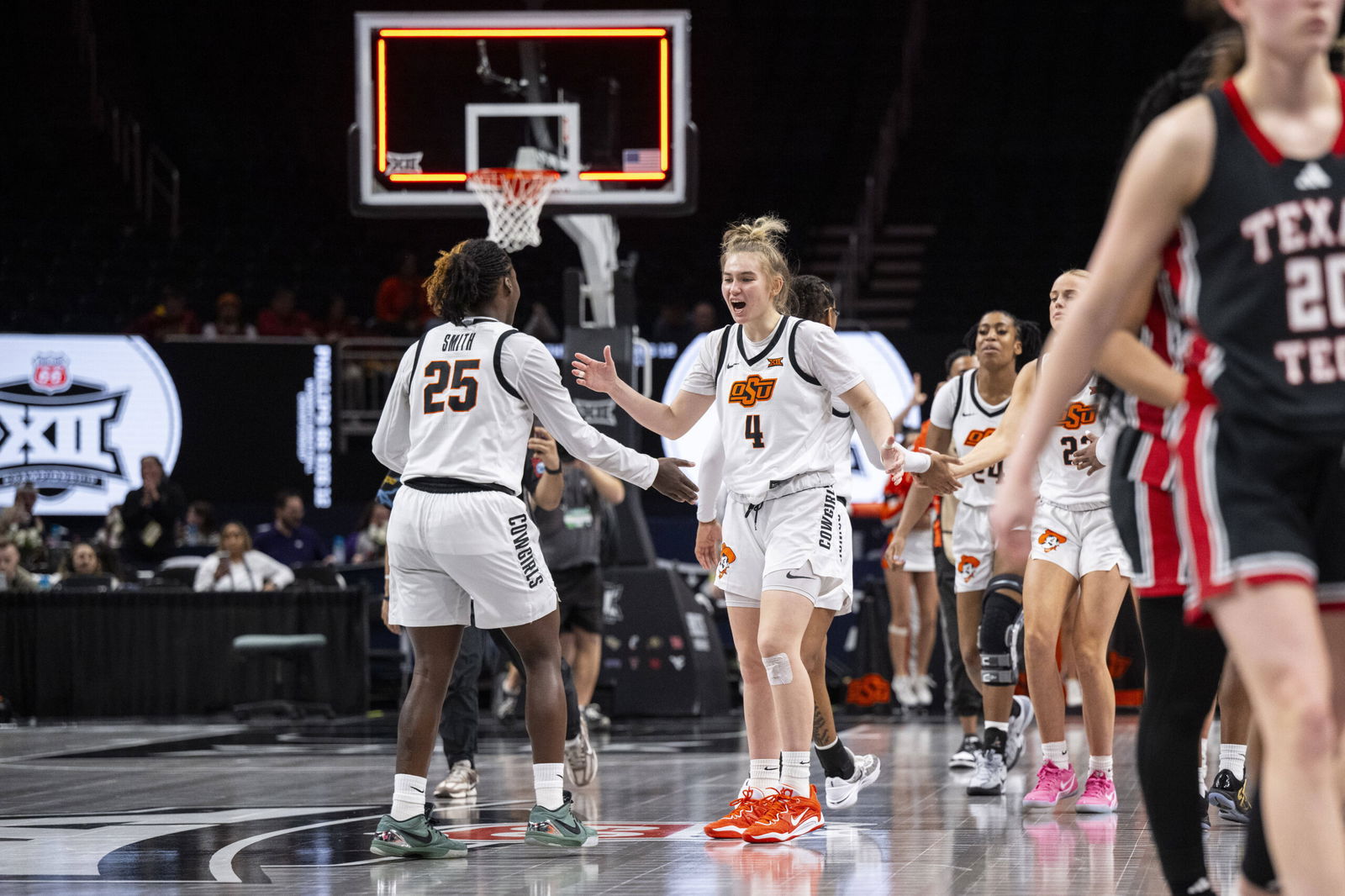 Only Two Teams Remain Perfect in Women’s Hoops After Texas’ Loss ...